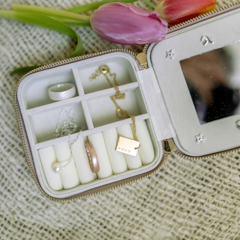 Share Your Light Jewelry Box